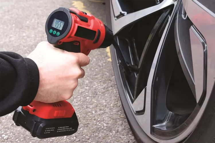 12v Cordless Rechargeable Tyre Inflator